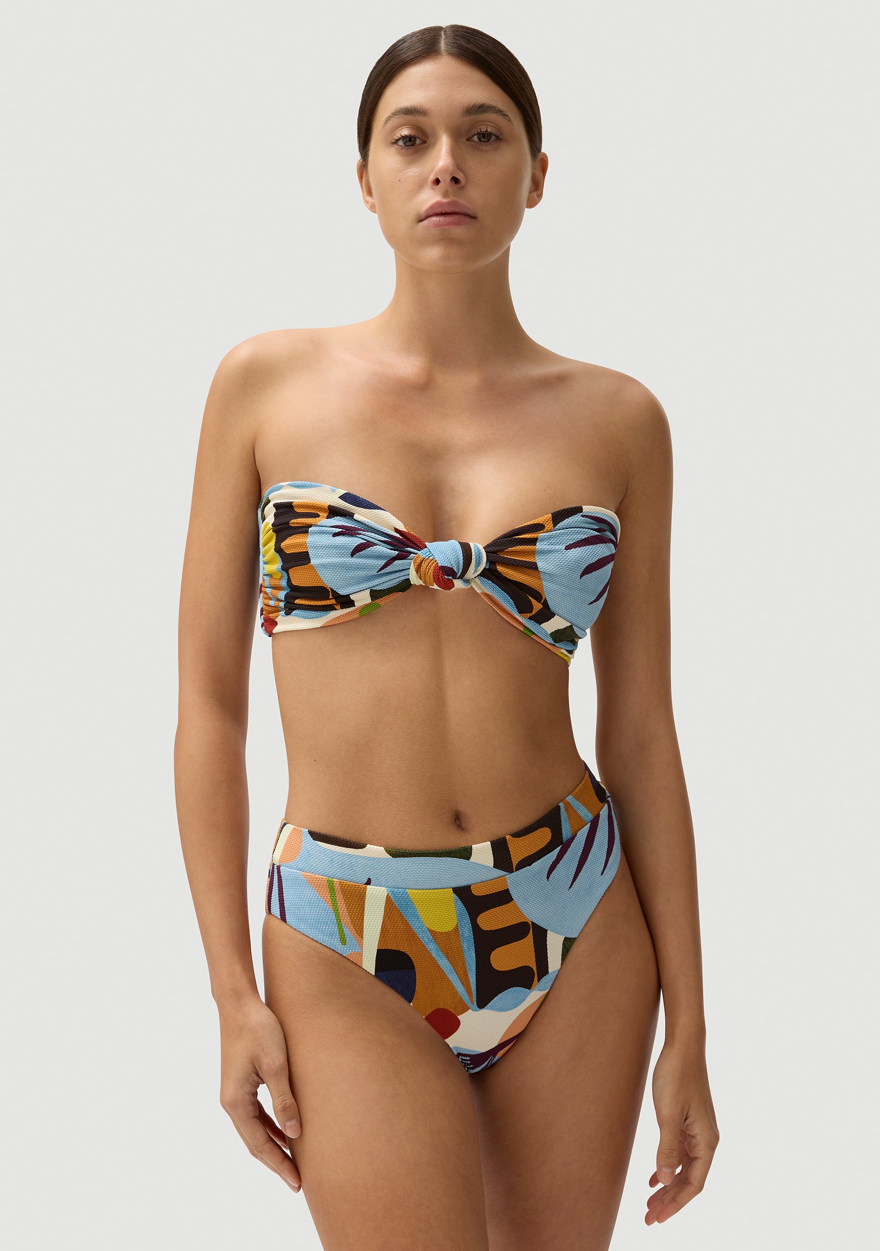 Hunter Top, First Date